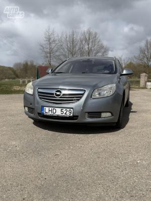 Grey Opel Insignia 2010 in Anyksciai, with an engine capacity of 2.00 L and mileage of 366 thousand km for 2300 €, photo  on AUTOMOTO.COM.LV