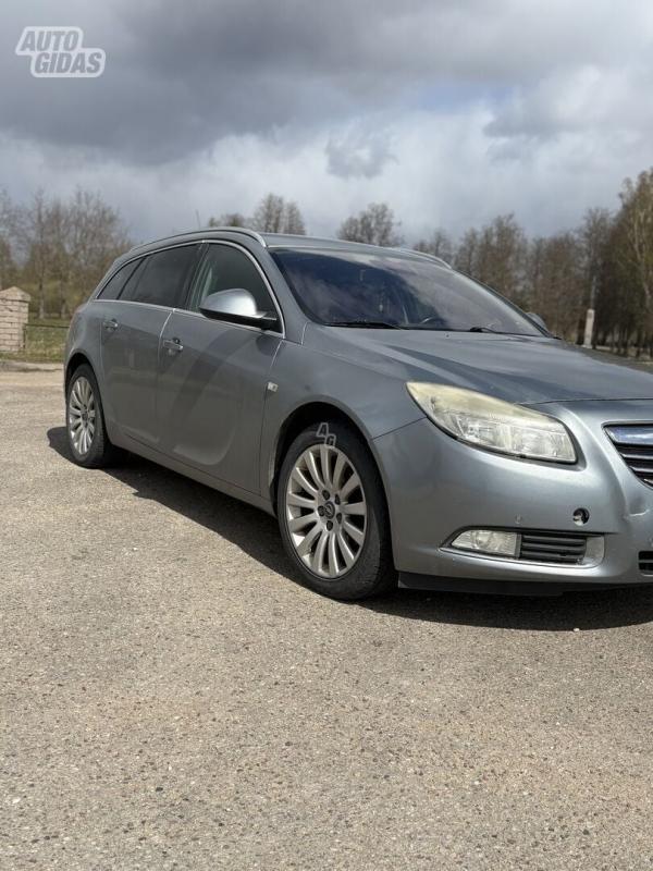 Grey Opel Insignia 2010 in Anyksciai, with an engine capacity of 2.00 L and mileage of 366 thousand km for 2300 €, photo 3 on AUTOMOTO.COM.LV