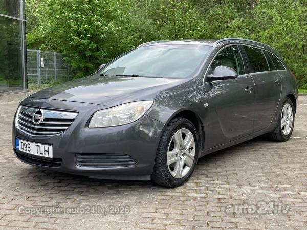 Pelēks Opel Insignia 2010 Tallina, ar dzinēja tilpumu 2.00 L un nobraukumu 0 tūkst. km par 900 €, foto 1 vietnē AUTOMOTO.COM.LV