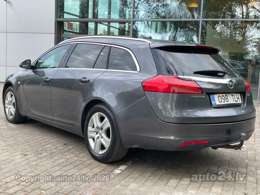 Grey Opel Insignia 2010 in Tallinn, with an engine capacity of 2.00 L and mileage of 0 thousand km for 900 €, photo 5 on AUTOMOTO.COM.LV