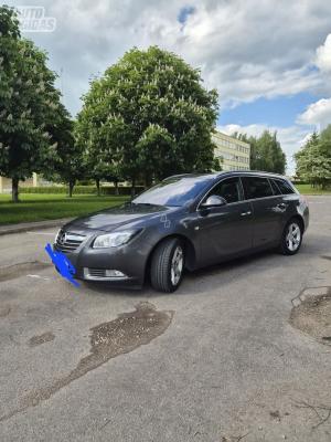 Grey Opel Insignia 2010 in Radviliskis, with an engine capacity of 2.00 L and mileage of 258 thousand km for 2500 €, photo 3 on AUTOMOTO.COM.LV