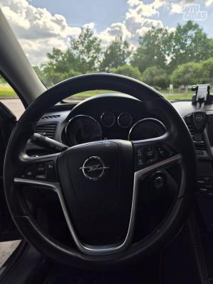 Grey Opel Insignia 2010 in Radviliskis, with an engine capacity of 2.00 L and mileage of 258 thousand km for 2500 €, photo 18 on AUTOMOTO.COM.LV
