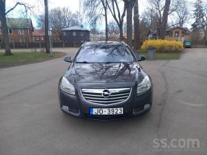 Grey Opel Insignia 2010 in Riga, with an engine capacity of 2.00 L and mileage of 268 thousand km for 3600 €, photo  on AUTOMOTO.COM.LV