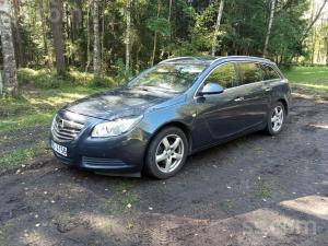 Grey Opel Insignia 2010 in Saldus, with an engine capacity of 2.00 L and mileage of 455 thousand km for 1500 €, photo  on AUTOMOTO.COM.LV