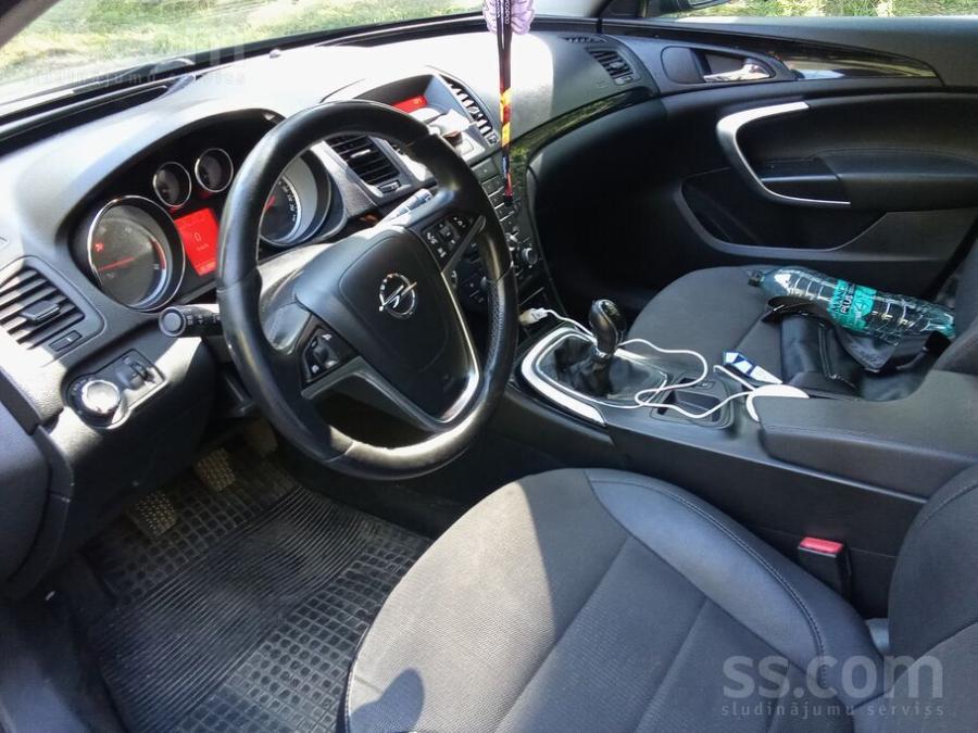 Pelēks Opel Insignia 2010 Saldus, ar dzinēja tilpumu 2.00 L un nobraukumu 455 tūkst. km par 1500 €, foto 9 vietnē AUTOMOTO.COM.LV