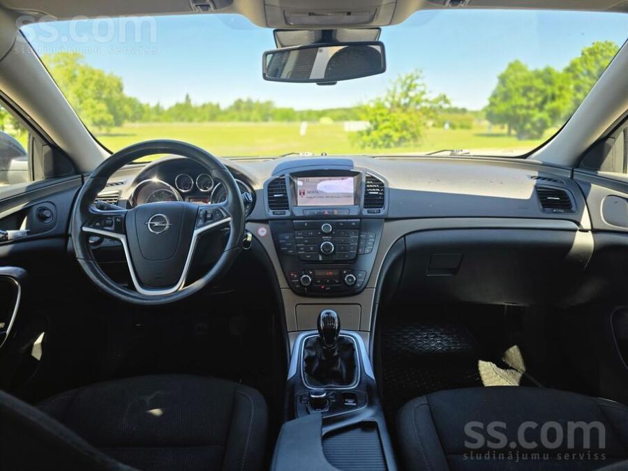 Pelēks Opel Insignia 2010 Liepāja, ar dzinēja tilpumu 2.00 L un nobraukumu 214 tūkst. km par 2750 €, foto 14 vietnē AUTOMOTO.COM.LV