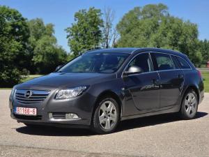 Pelēks Opel Insignia 2010 Grobiņa, ar dzinēja tilpumu 2.00 L un nobraukumu 214 tūkst. km par 2750 €, foto 3 vietnē AUTOMOTO.COM.LV