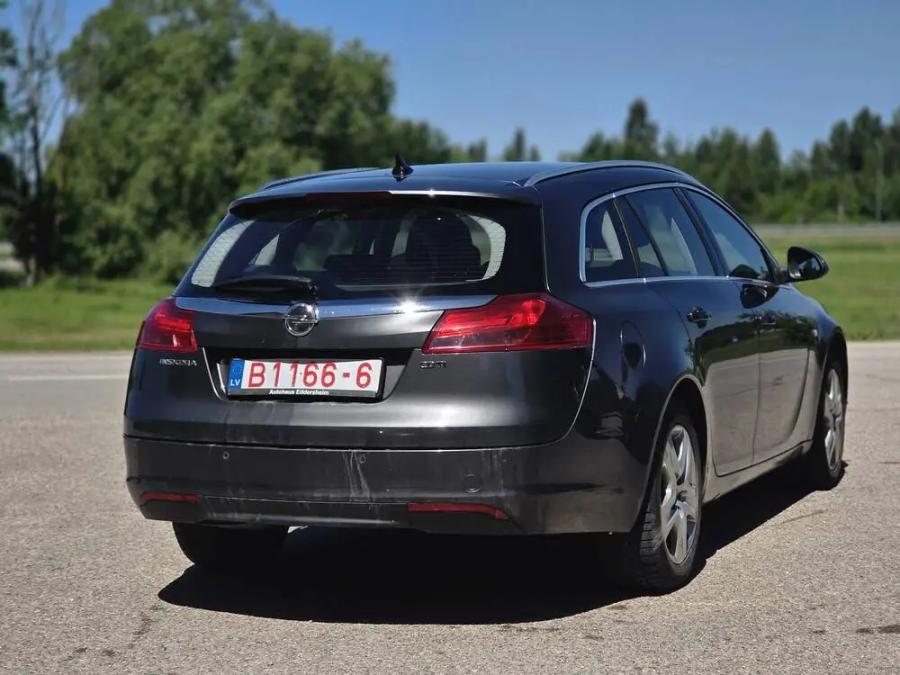 Pelēks Opel Insignia 2010 Grobiņa, ar dzinēja tilpumu 2.00 L un nobraukumu 214 tūkst. km par 2750 €, foto 8 vietnē AUTOMOTO.COM.LV