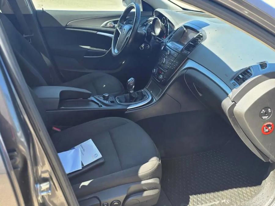 Pelēks Opel Insignia 2010 Grobiņa, ar dzinēja tilpumu 2.00 L un nobraukumu 214 tūkst. km par 2750 €, foto 19 vietnē AUTOMOTO.COM.LV