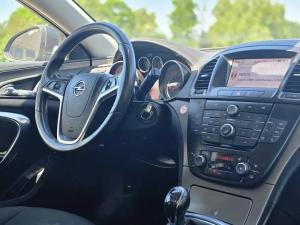 Pelēks Opel Insignia 2010 Grobiņa, ar dzinēja tilpumu 2.00 L un nobraukumu 214 tūkst. km par 2750 €, foto 22 vietnē AUTOMOTO.COM.LV