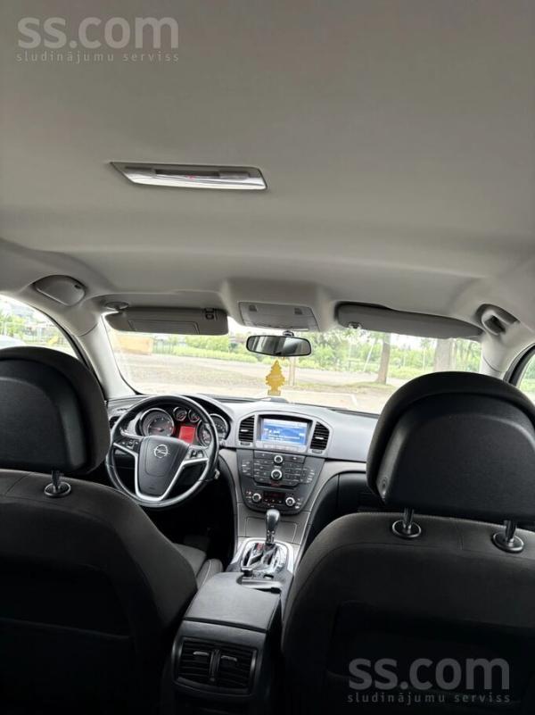 Pelēks Opel Insignia 2010 Jelgava, ar dzinēja tilpumu 2.00 L un nobraukumu 311 tūkst. km par 3300 €, foto 6 vietnē AUTOMOTO.COM.LV
