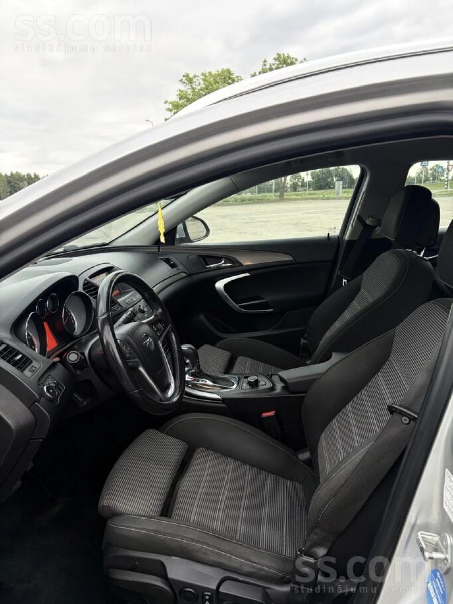 Pelēks Opel Insignia 2010 Jelgava, ar dzinēja tilpumu 2.00 L un nobraukumu 311 tūkst. km par 3300 €, foto 11 vietnē AUTOMOTO.COM.LV