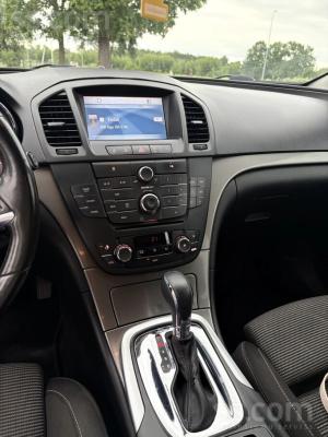 Pelēks Opel Insignia 2010 Jelgava, ar dzinēja tilpumu 2.00 L un nobraukumu 311 tūkst. km par 3300 €, foto 12 vietnē AUTOMOTO.COM.LV