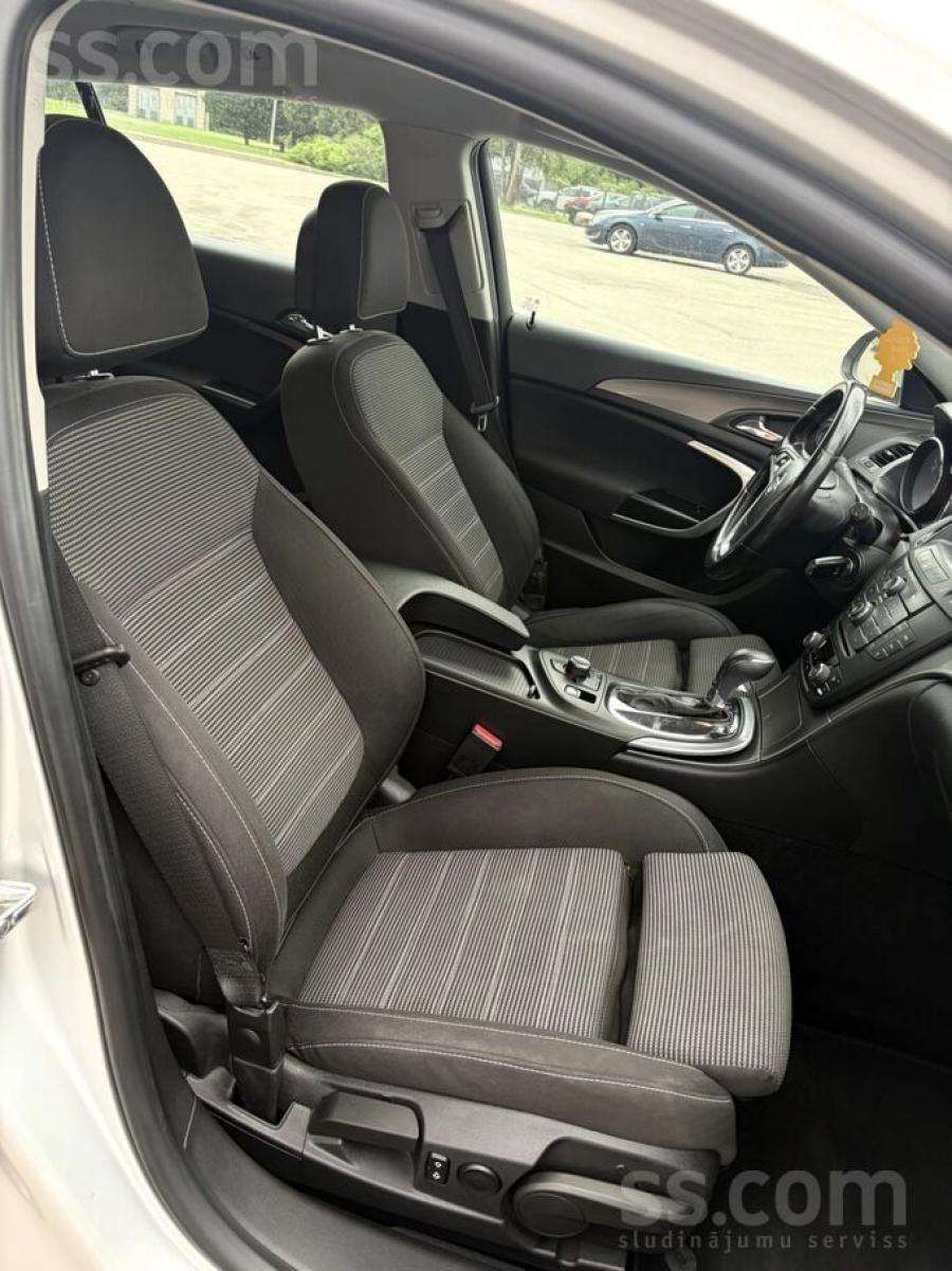 Pelēks Opel Insignia 2010 Jelgava, ar dzinēja tilpumu 2.00 L un nobraukumu 311 tūkst. km par 3300 €, foto 14 vietnē AUTOMOTO.COM.LV