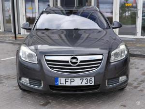 Pelēks Opel Insignia 2010 Viļņa, ar dzinēja tilpumu 1.96 L un nobraukumu 318 tūkst. km par 2350 €, foto 3 vietnē AUTOMOTO.COM.LV