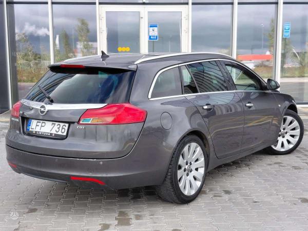 Pelēks Opel Insignia 2010 Viļņa, ar dzinēja tilpumu 1.96 L un nobraukumu 318 tūkst. km par 2350 €, foto 6 vietnē AUTOMOTO.COM.LV