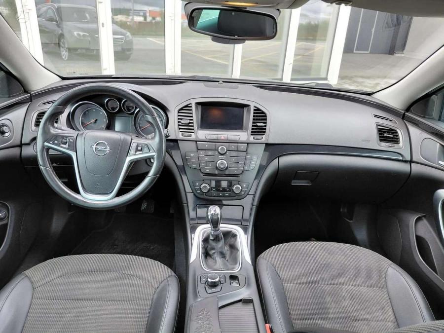 Pelēks Opel Insignia 2010 Viļņa, ar dzinēja tilpumu 1.96 L un nobraukumu 318 tūkst. km par 2350 €, foto 12 vietnē AUTOMOTO.COM.LV