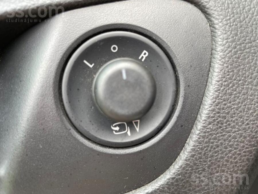 Pelēks Opel Insignia 2010 Rīga, ar dzinēja tilpumu 2.00 L un nobraukumu 0 tūkst. km par 2000 €, foto 19 vietnē AUTOMOTO.COM.LV