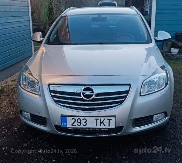 Grey Opel Insignia 2010 in Tallinn, with an engine capacity of 2.00 L and mileage of 352 thousand km for 3700 €, photo 2 on AUTOMOTO.COM.LV
