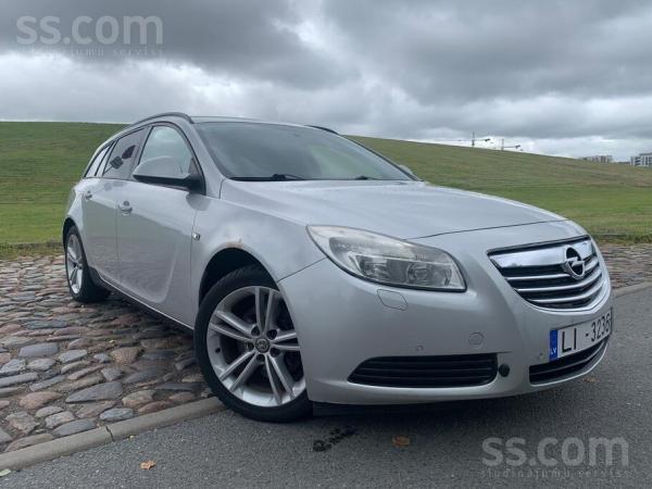 Pelēks Opel Insignia 2010 Rīga, ar dzinēja tilpumu 2.00 L un nobraukumu 271 tūkst. km par 1780 €, foto 2 vietnē AUTOMOTO.COM.LV