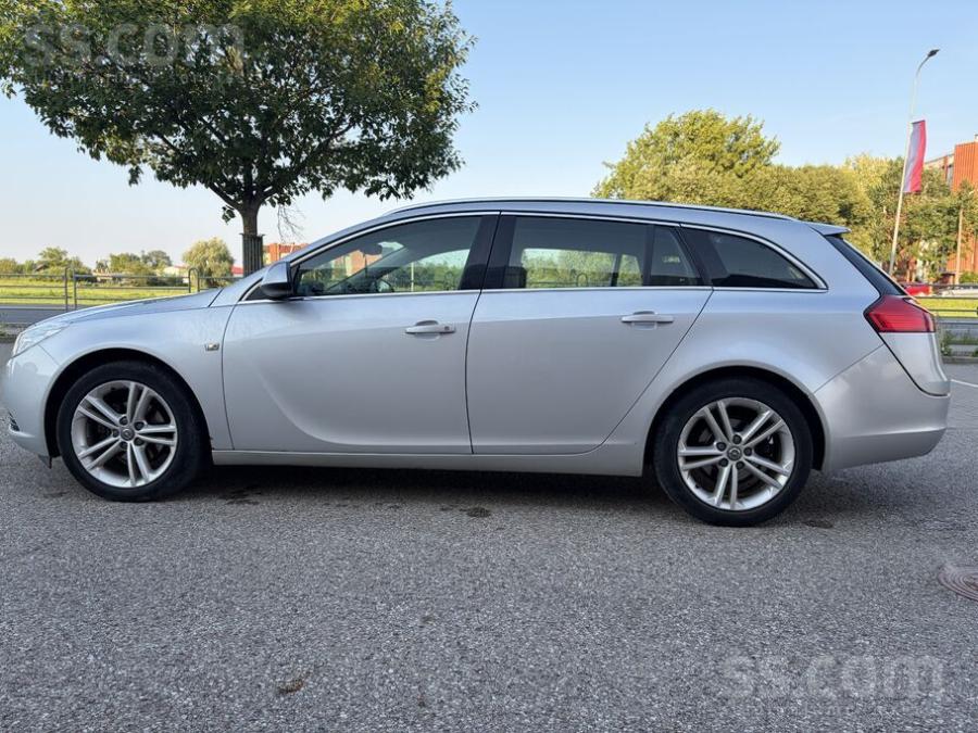 Pelēks Opel Insignia 2010 Jelgava, ar dzinēja tilpumu 2.00 L un nobraukumu 311 tūkst. km par 3000 €, foto 5 vietnē AUTOMOTO.COM.LV
