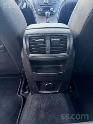 Pelēks Opel Insignia 2010 Jelgava, ar dzinēja tilpumu 2.00 L un nobraukumu 311 tūkst. km par 3000 €, foto 15 vietnē AUTOMOTO.COM.LV