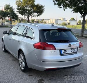 Pelēks Opel Insignia 2010 Jelgava, ar dzinēja tilpumu 2.00 L un nobraukumu 311 tūkst. km par 3000 €, foto 19 vietnē AUTOMOTO.COM.LV