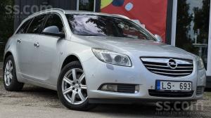 Pelēks Opel Insignia 2010 Rīga, ar dzinēja tilpumu 2.00 L un nobraukumu 348 tūkst. km par 2500 €, foto  vietnē AUTOMOTO.COM.LV