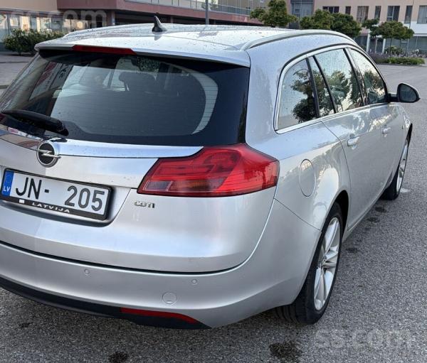 Pelēks Opel Insignia 2010 Jelgava, ar dzinēja tilpumu 2.00 L un nobraukumu 311 tūkst. km par 3000 €, foto 7 vietnē AUTOMOTO.COM.LV