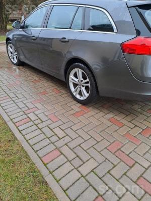 Pelēks Opel Insignia 2010 Jēkabpils, ar dzinēja tilpumu 2.00 L un nobraukumu 348 tūkst. km par 3000 €, foto 4 vietnē AUTOMOTO.COM.LV