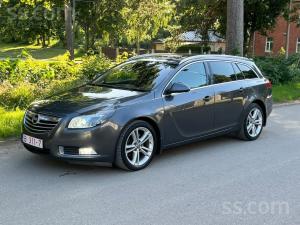 Pelēks Opel Insignia 2010 Rīga, ar dzinēja tilpumu 2.00 L un nobraukumu 0 tūkst. km par 2199 €, foto  vietnē AUTOMOTO.COM.LV