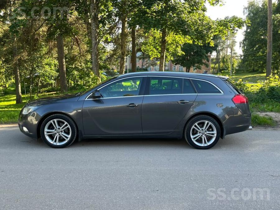 Pelēks Opel Insignia 2010 Rīga, ar dzinēja tilpumu 2.00 L un nobraukumu 0 tūkst. km par 2199 €, foto 3 vietnē AUTOMOTO.COM.LV