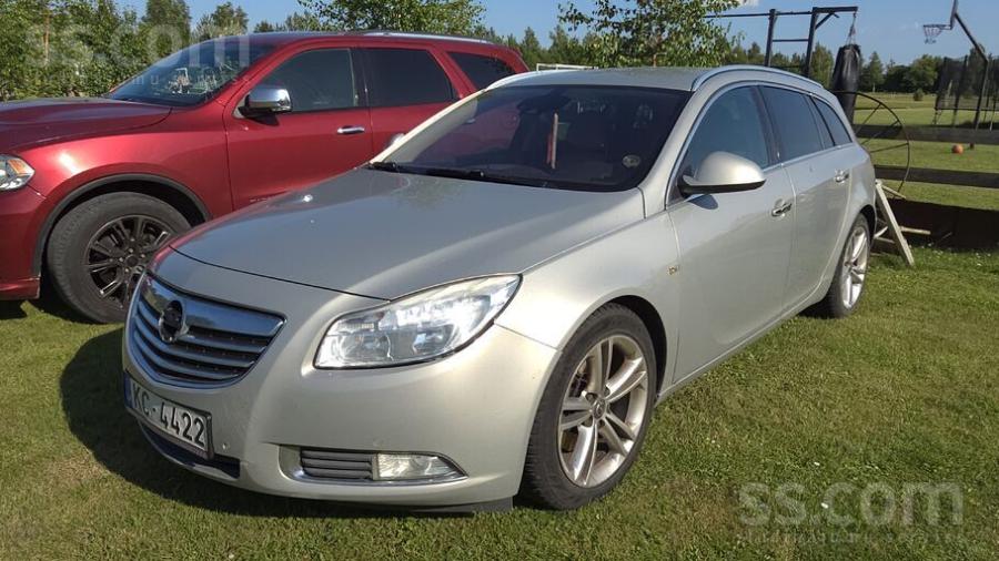 Pelēks Opel Insignia 2010 Ventspils, ar dzinēja tilpumu 2.00 L un nobraukumu 0 tūkst. km par 1200 €, foto 1 vietnē AUTOMOTO.COM.LV