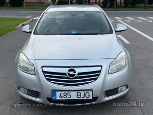 Pelēks Opel Insignia 2010 Narva, ar dzinēja tilpumu 2.00 L un nobraukumu 320 tūkst. km par 999 €, foto 3 vietnē AUTOMOTO.COM.LV