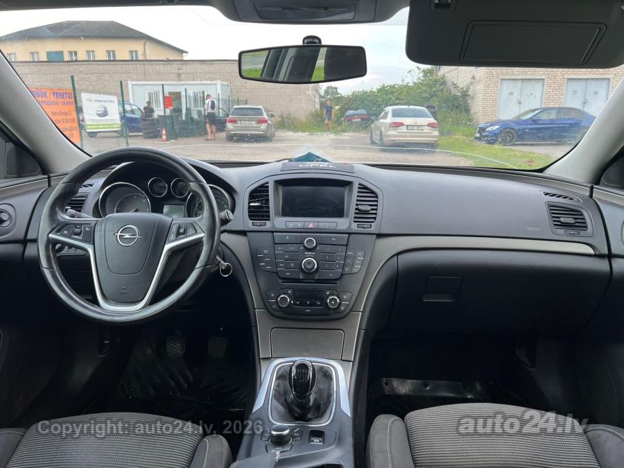 Pelēks Opel Insignia 2010 Narva, ar dzinēja tilpumu 2.00 L un nobraukumu 320 tūkst. km par 999 €, foto 13 vietnē AUTOMOTO.COM.LV
