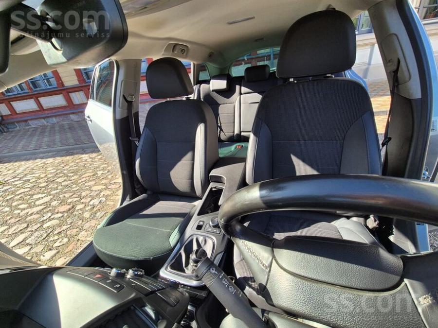 Pelēks Opel Insignia 2010 Ventspils, ar dzinēja tilpumu 2.00 L un nobraukumu 301 tūkst. km par 3000 €, foto 14 vietnē AUTOMOTO.COM.LV