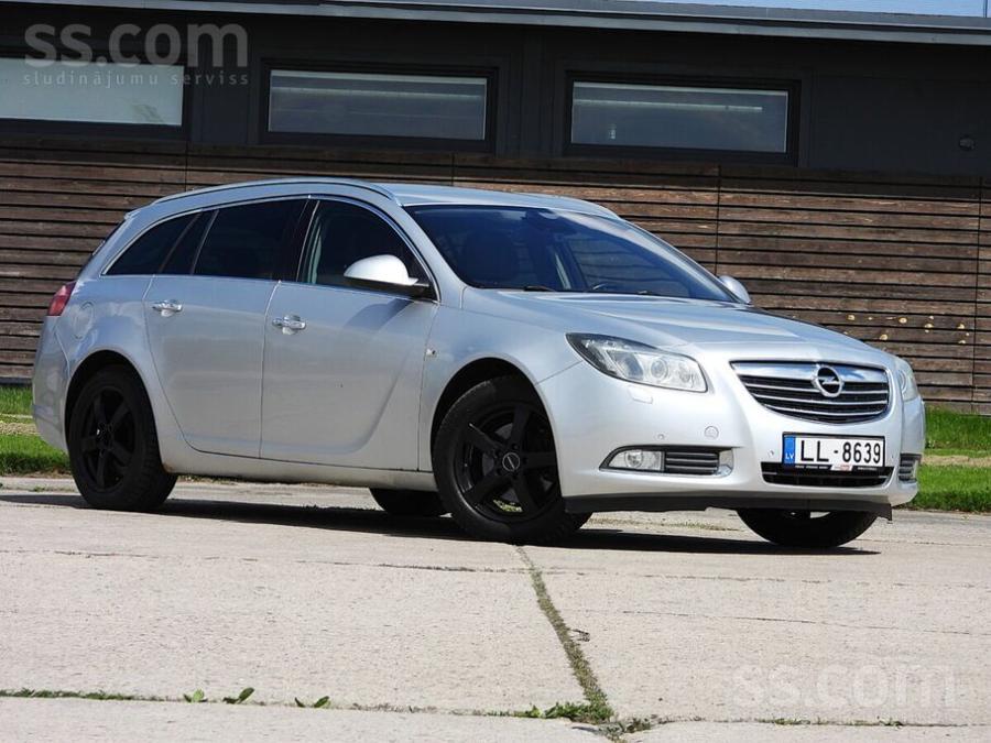 Pelēks Opel Insignia 2010 Rīga, ar dzinēja tilpumu 2.00 L un nobraukumu 357 tūkst. km par 5150 €, foto 4 vietnē AUTOMOTO.COM.LV