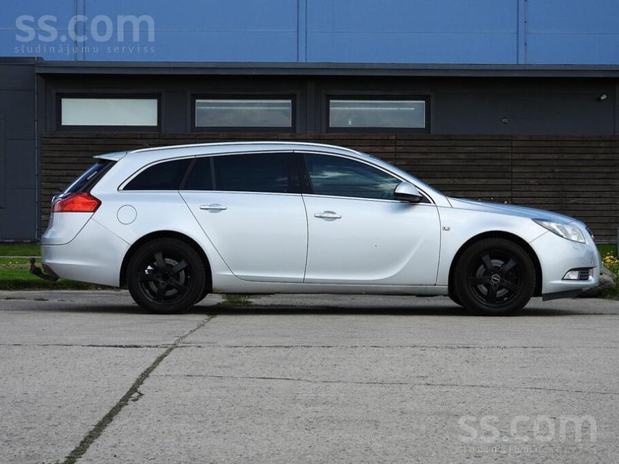 Pelēks Opel Insignia 2010 Rīga, ar dzinēja tilpumu 2.00 L un nobraukumu 357 tūkst. km par 5150 €, foto 9 vietnē AUTOMOTO.COM.LV