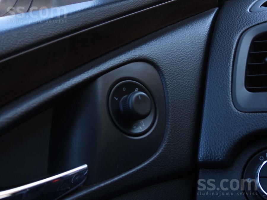 Pelēks Opel Insignia 2010 Rīga, ar dzinēja tilpumu 2.00 L un nobraukumu 357 tūkst. km par 5150 €, foto 26 vietnē AUTOMOTO.COM.LV