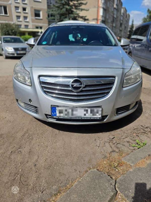 Pelēks Opel Insignia 2010 Kauņa, ar dzinēja tilpumu 1.96 L un nobraukumu 309 tūkst. km par 3399 €, foto 3 vietnē AUTOMOTO.COM.LV