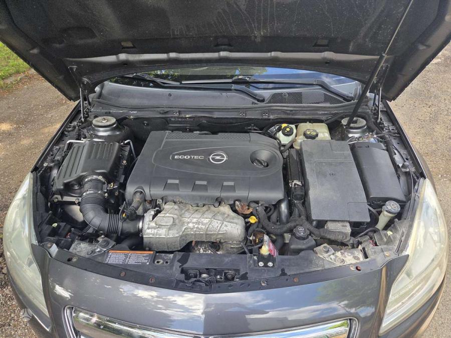 Grey Opel Insignia 2010 in Telschi, with an engine capacity of 2.00 L and mileage of 340 thousand km for 2850 €, photo 13 on AUTOMOTO.COM.LV