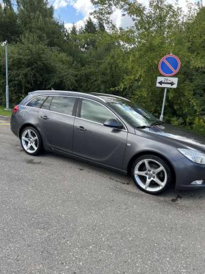 Grey Opel Insignia 2010 in Siauliai, with an engine capacity of 1.96 L and mileage of 282 thousand km for 2900 €, photo 4 on AUTOMOTO.COM.LV