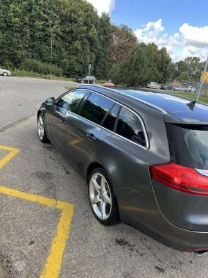 Grey Opel Insignia 2010 in Siauliai, with an engine capacity of 1.96 L and mileage of 282 thousand km for 2900 €, photo 9 on AUTOMOTO.COM.LV