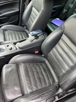 Grey Opel Insignia 2010 in Siauliai, with an engine capacity of 1.96 L and mileage of 282 thousand km for 2900 €, photo 10 on AUTOMOTO.COM.LV