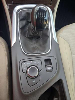 Pelēks Opel Insignia 2010 Kauņa, ar dzinēja tilpumu 2.00 L un nobraukumu 226 tūkst. km par 2100 €, foto 6 vietnē AUTOMOTO.COM.LV