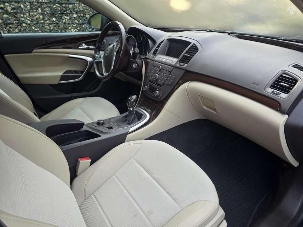 Pelēks Opel Insignia 2010 Kauņa, ar dzinēja tilpumu 2.00 L un nobraukumu 226 tūkst. km par 2100 €, foto 8 vietnē AUTOMOTO.COM.LV