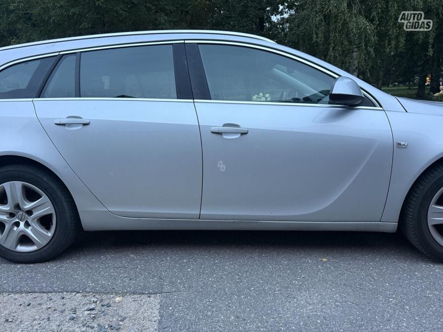 Pelēks Opel Insignia 2010 Panevēža, ar dzinēja tilpumu 2.00 L un nobraukumu 254 tūkst. km par 1950 €, foto 7 vietnē AUTOMOTO.COM.LV