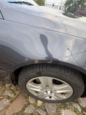 Pelēks Opel Insignia 2010 Daugavpils, ar dzinēja tilpumu 1.90 L un nobraukumu 321 tūkst. km par 2800 €, foto 9 vietnē AUTOMOTO.COM.LV