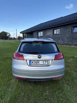 Pelēks Opel Insignia 2010 Šauļi, ar dzinēja tilpumu 1.96 L un nobraukumu 384 tūkst. km par 2400 €, foto 6 vietnē AUTOMOTO.COM.LV