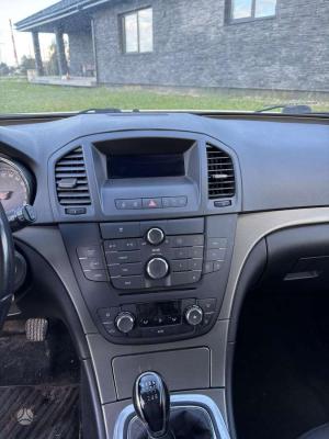 Pelēks Opel Insignia 2010 Šauļi, ar dzinēja tilpumu 1.96 L un nobraukumu 384 tūkst. km par 2400 €, foto 7 vietnē AUTOMOTO.COM.LV